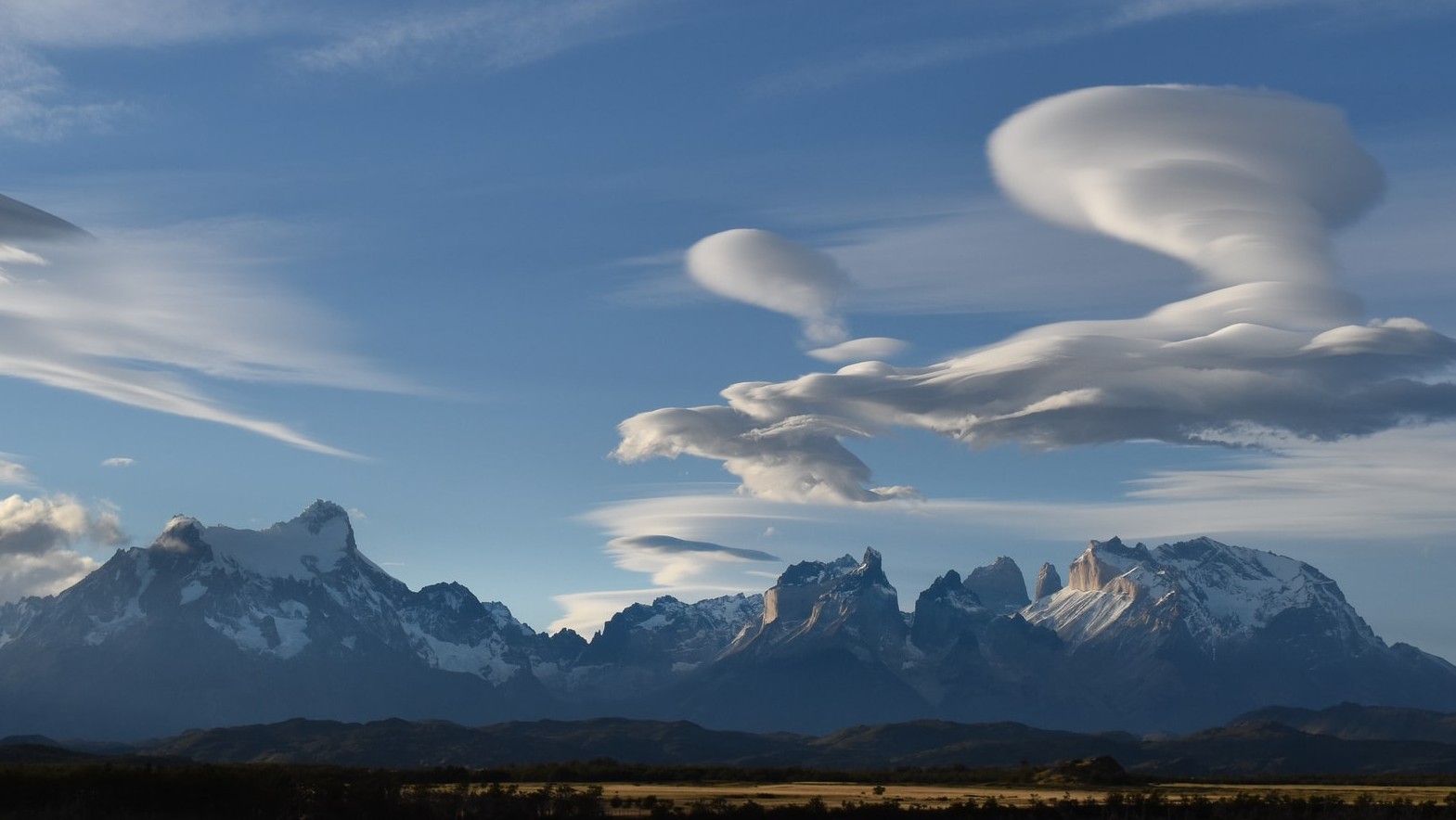 Atmospheric Turbulence: Mountain Waves - turbli